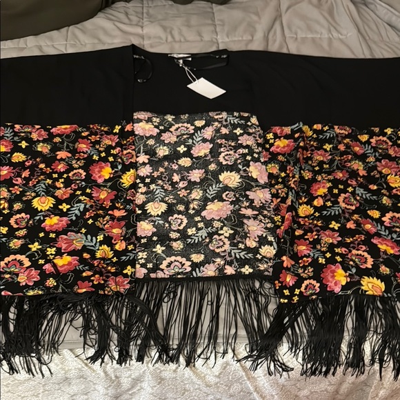 Jessica Simpson | Sweaters | Bnwt Jessica Simpson Floral Fringe ...